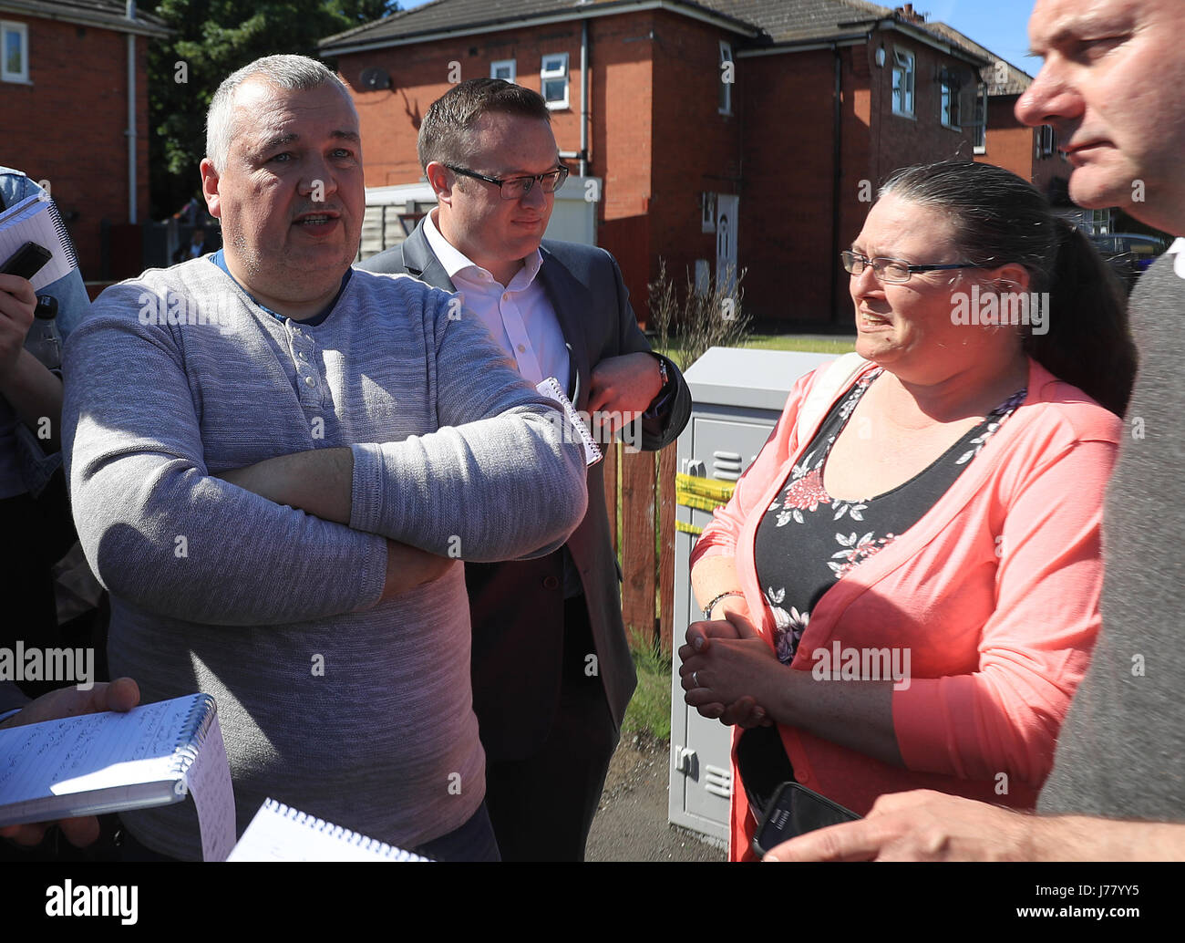 Alan Kinsey (left) and his wife Frances speak to the media after a ...
