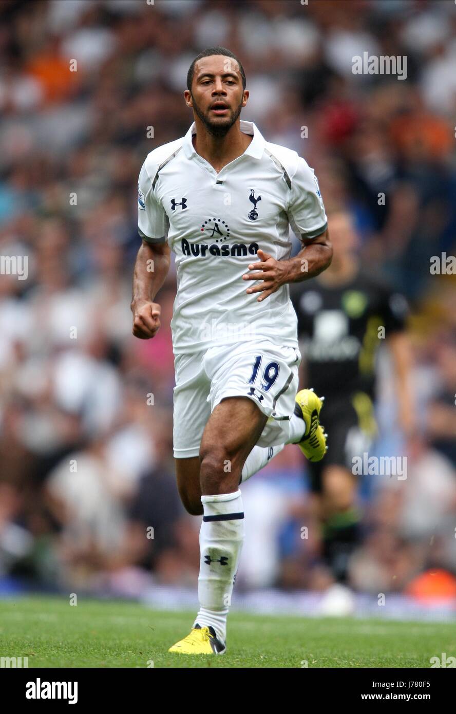 MOUSA DEMBELE TOTTENHAM HOTSPUR FC TOTTENHAM HOTSPUR FC WHITE HART LANE ...