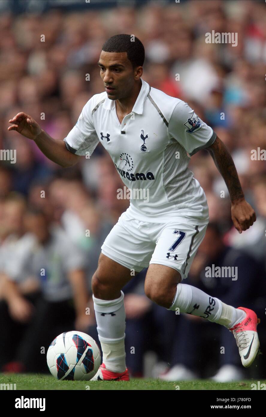AARON LENNON TOTTENHAM HOTSPUR FC TOTTENHAM HOTSPUR FC WHITE HART LANE ...
