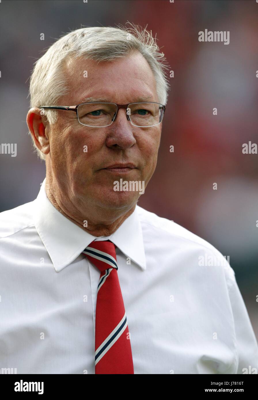 SIR ALEX FERGUSON MANCHESTER UNITED V WIGAN ATHL OLD TRAFFORD ...