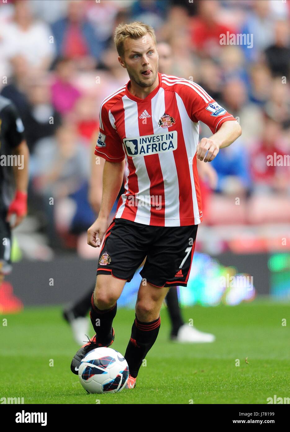 SEBASTIAN LARSSON SUNDERLAND FC STADIUM OF LIGHT SUNDERLAND ENGLAND 15 ...