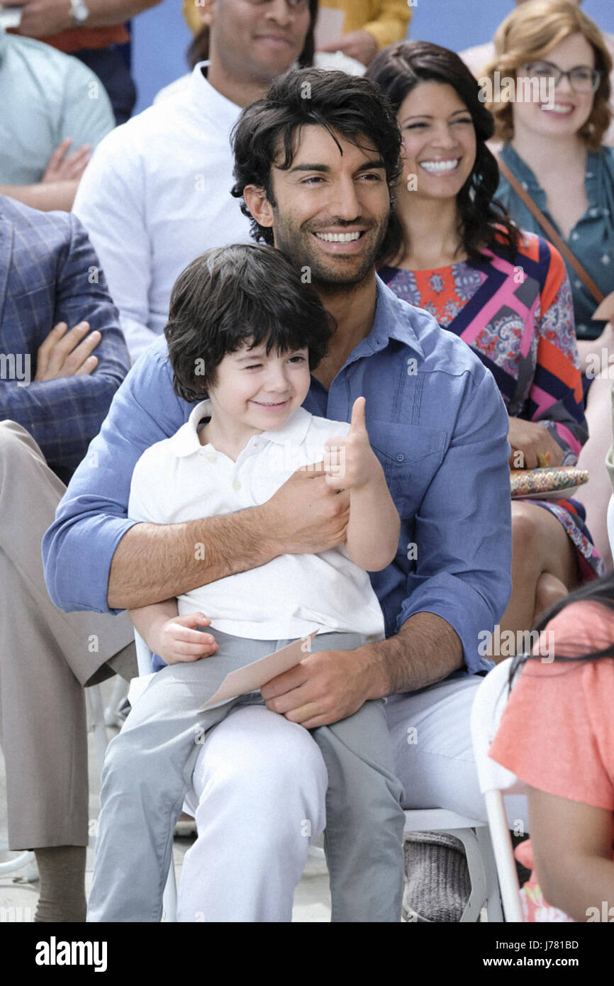 JANE THE VIRGIN, l-r: Joseph Sanders, Justin Baldoni in 'Chapter Sixty' (Season 3, Episode 16 ...