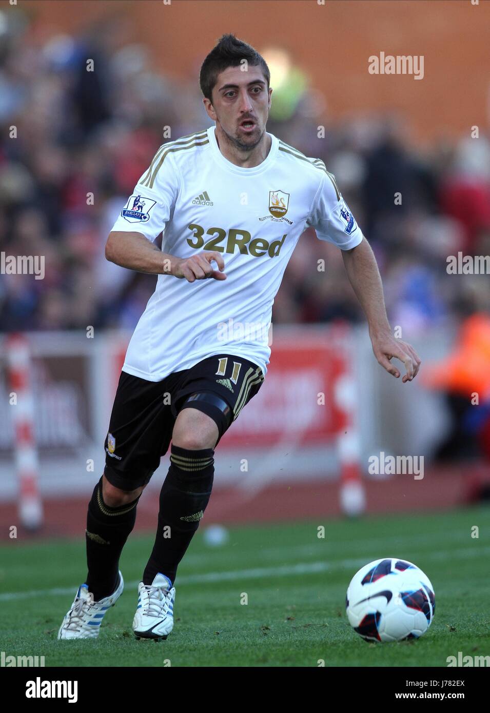 PABLO HERNANDEZ SWANSEA CITY FC SWANSEA CITY FC STOKE ON TRENT ENGLAND ...