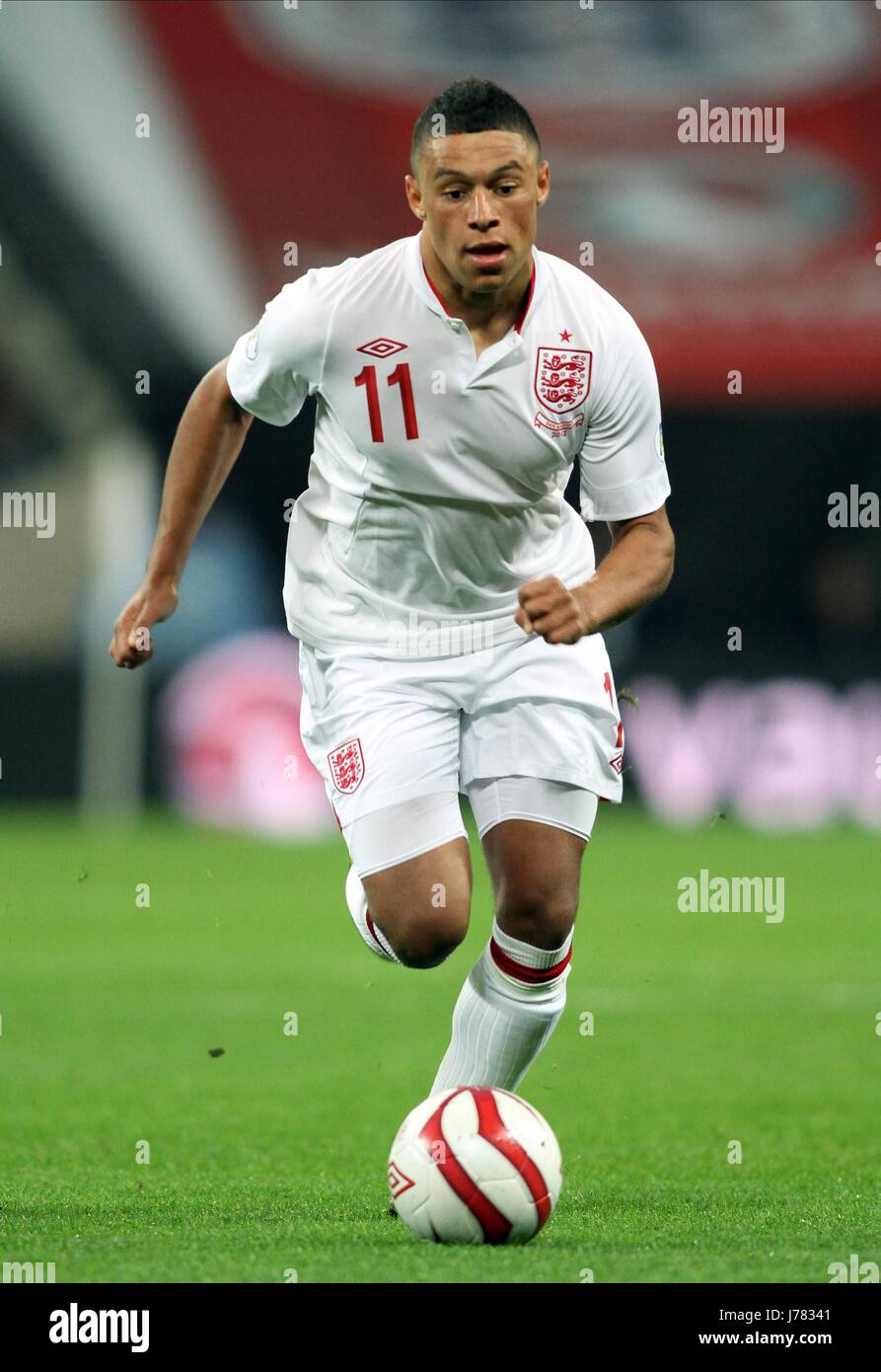 ALEX OXLADE-CHAMBERLAIN ENGLAND LONDON ENGLAND UK 12 October 2012 Stock ...