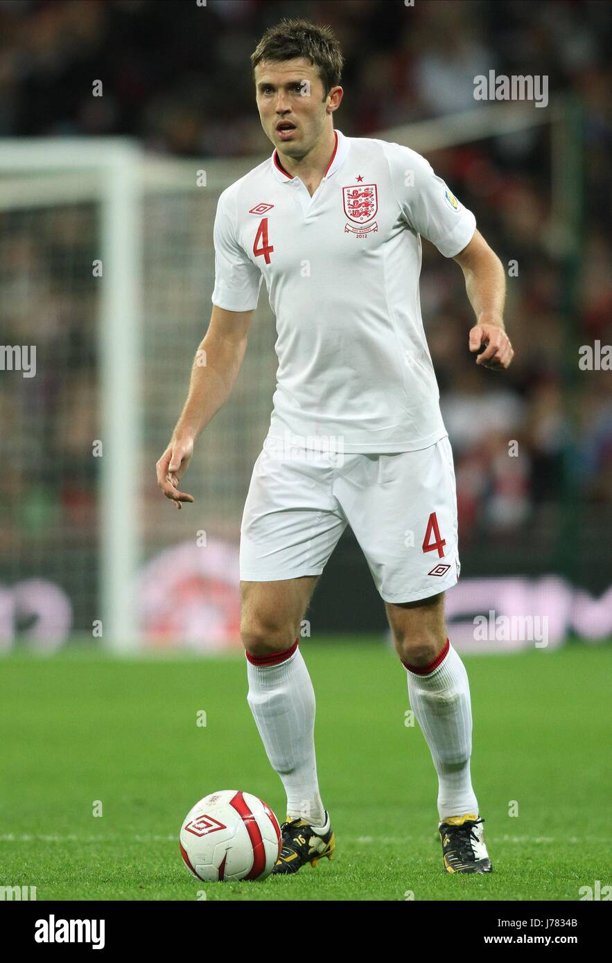 Michael carrick 2014 england hi-res stock photography and images - Alamy