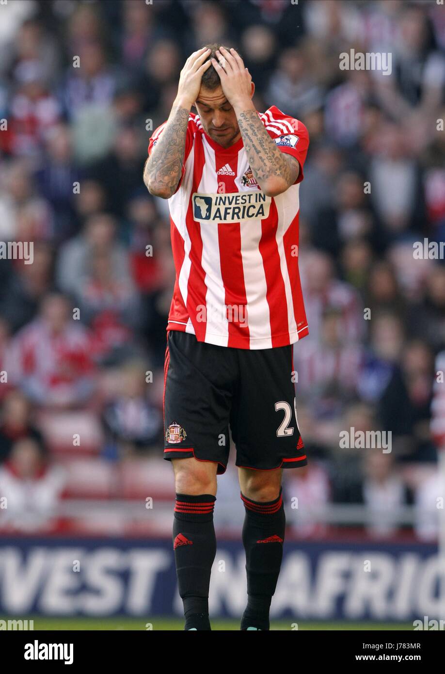 STEVEN FLETCHER SUNDERLAND FC STADIUM OF LIGHT SUNDERLAND ENGLAND 21 ...