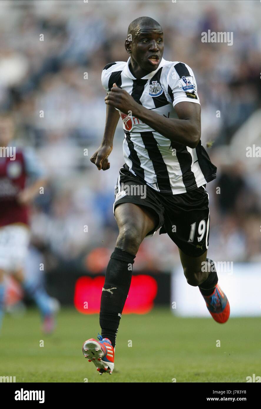 DEMBA BA NEWCASTLE UNITED FC ST.JAMES PARK NEWCASTLE ENGLAND 02 ...