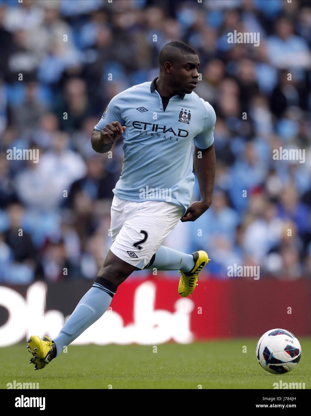 MICAH RICHARDS MANCHESTER CITY FC ETIHAD STADIUM MANCHESTER ENGLAND 06 ...