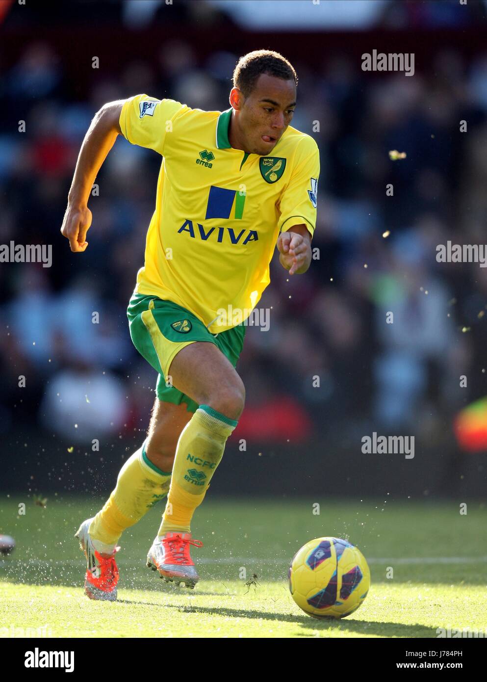 V elliott bennett hi-res stock photography and images - Alamy