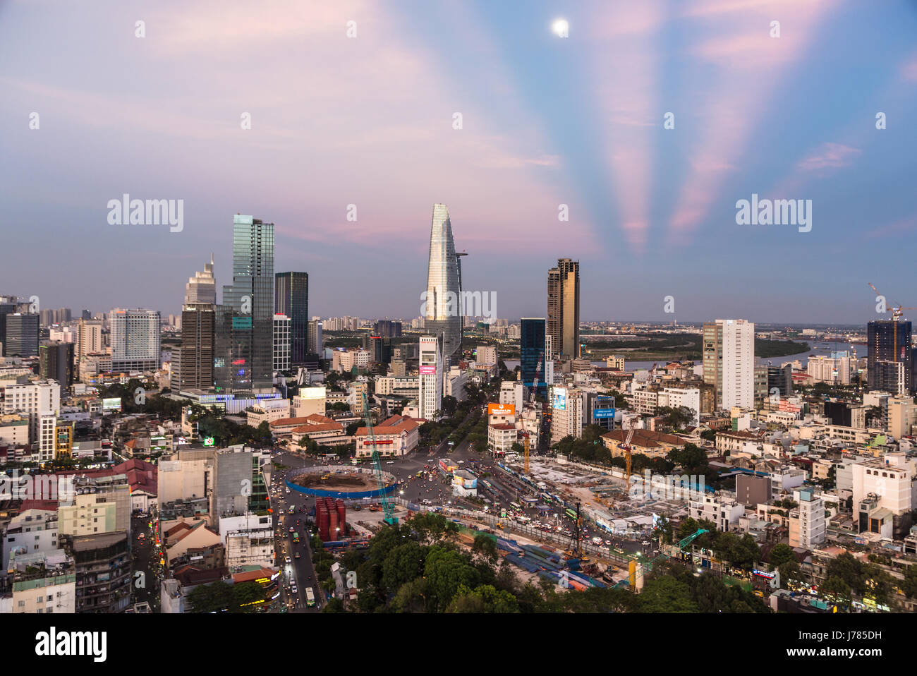 HO CHI MINH CITY, VIETNAM: The sun sets over the Ho Chi Minh City ...