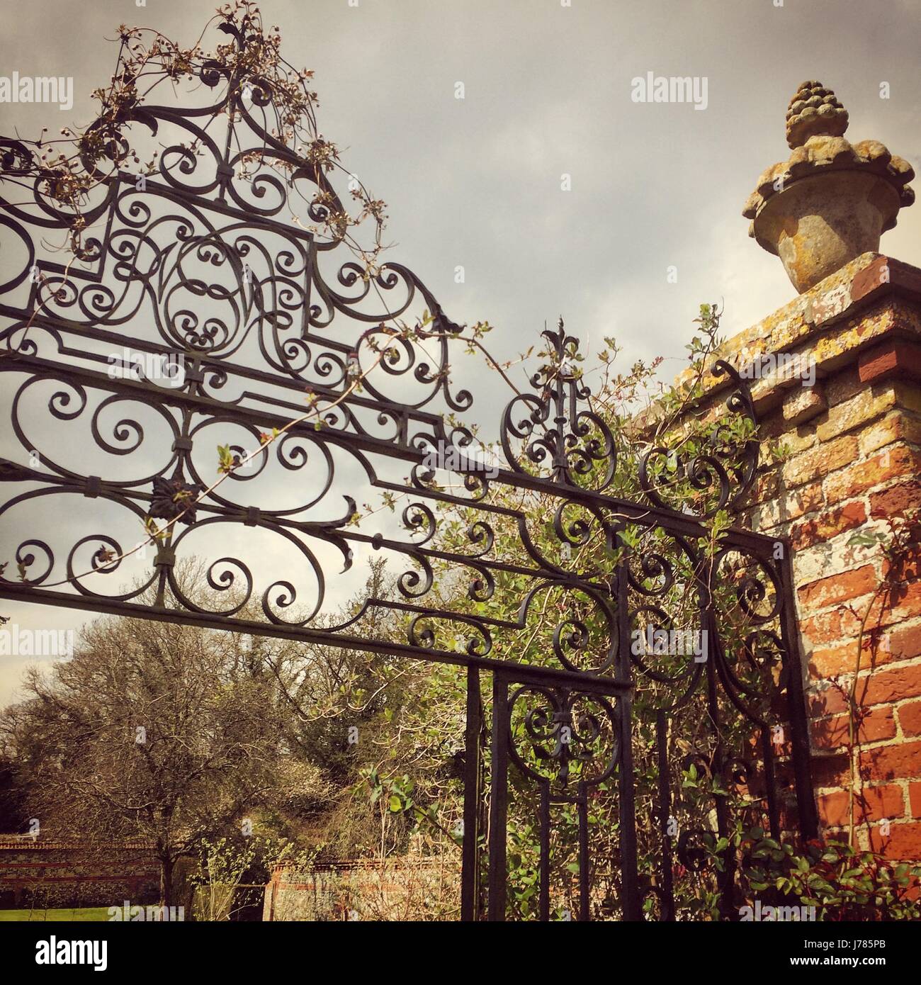 Heale house and gardens hi-res stock photography and images - Alamy