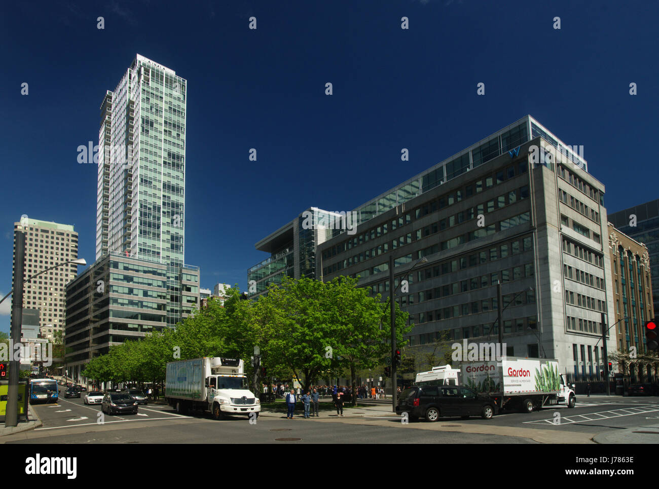 Montreal victoria square hi-res stock photography and images - Alamy
