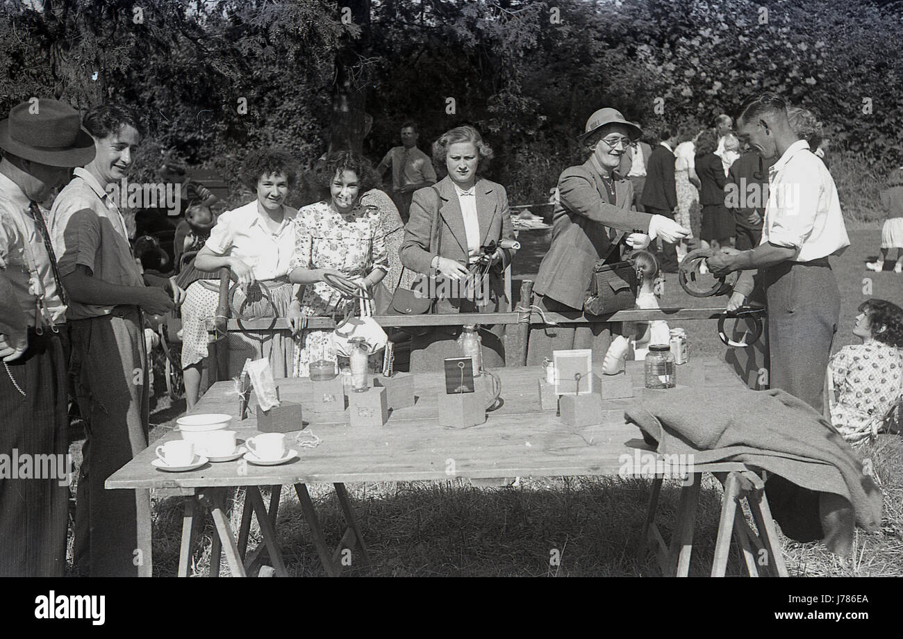 Hoopla fair hi-res stock photography and images - Alamy