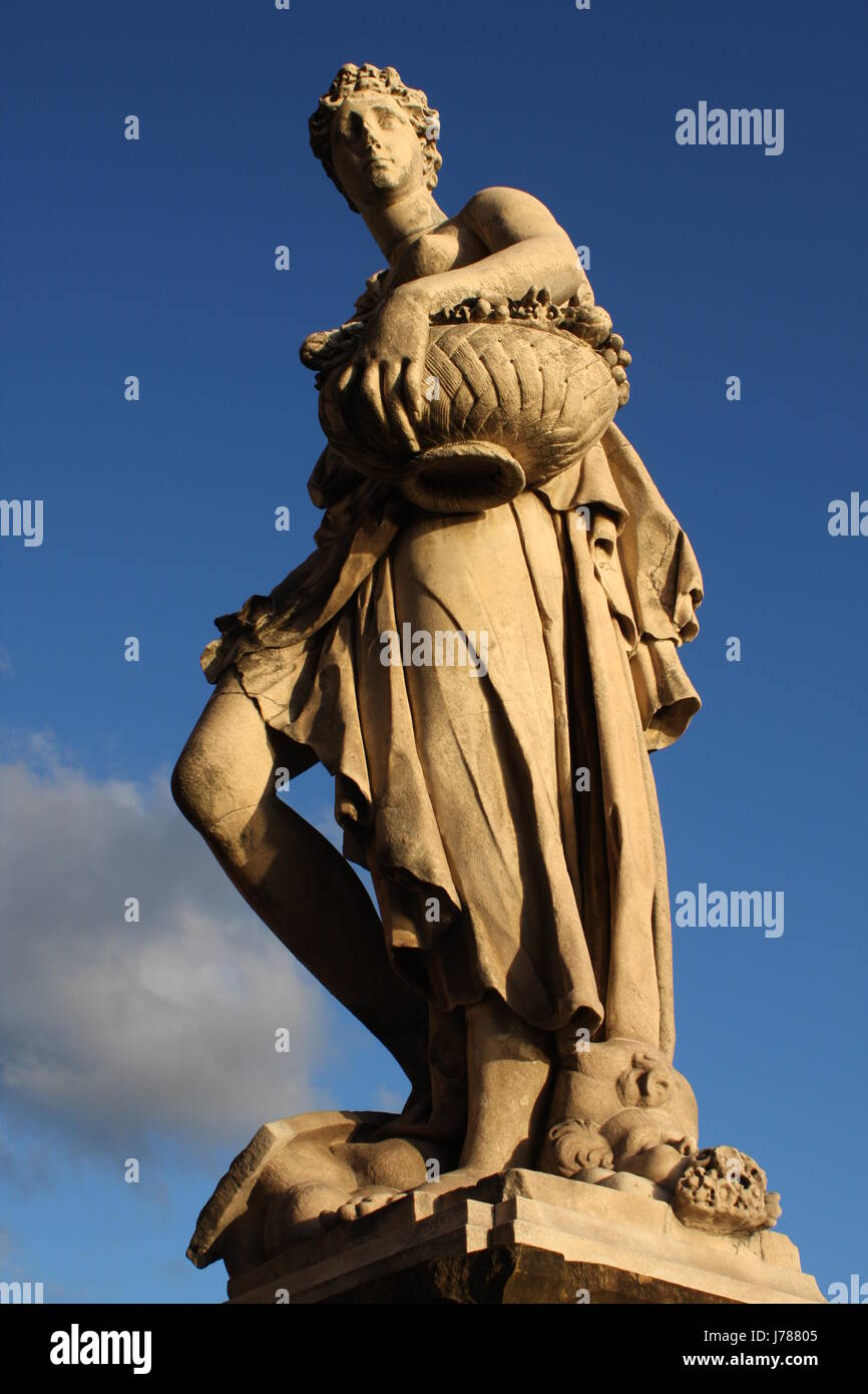 Greec statue hi-res stock photography and images - Alamy