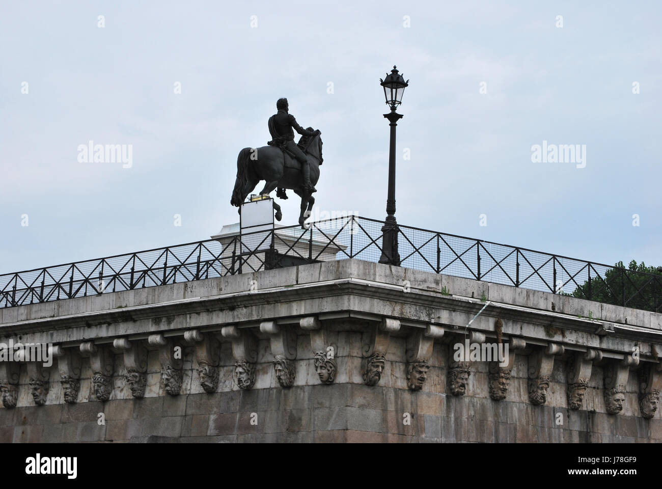 equestrian statue of henry iv in paris Stock Photo - Alamy