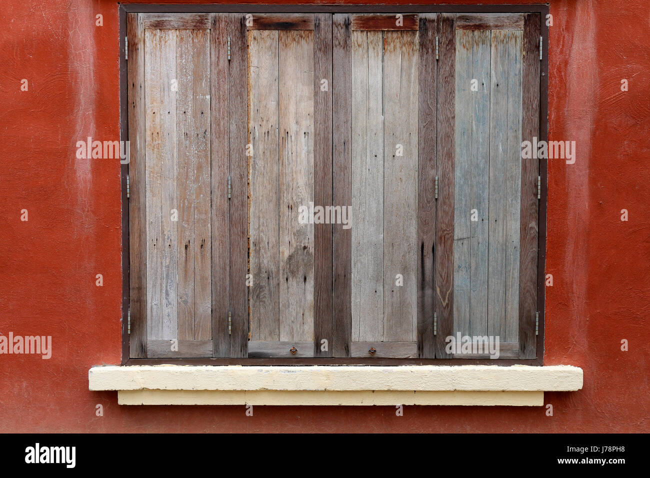 old wood window retro style Stock Photo - Alamy