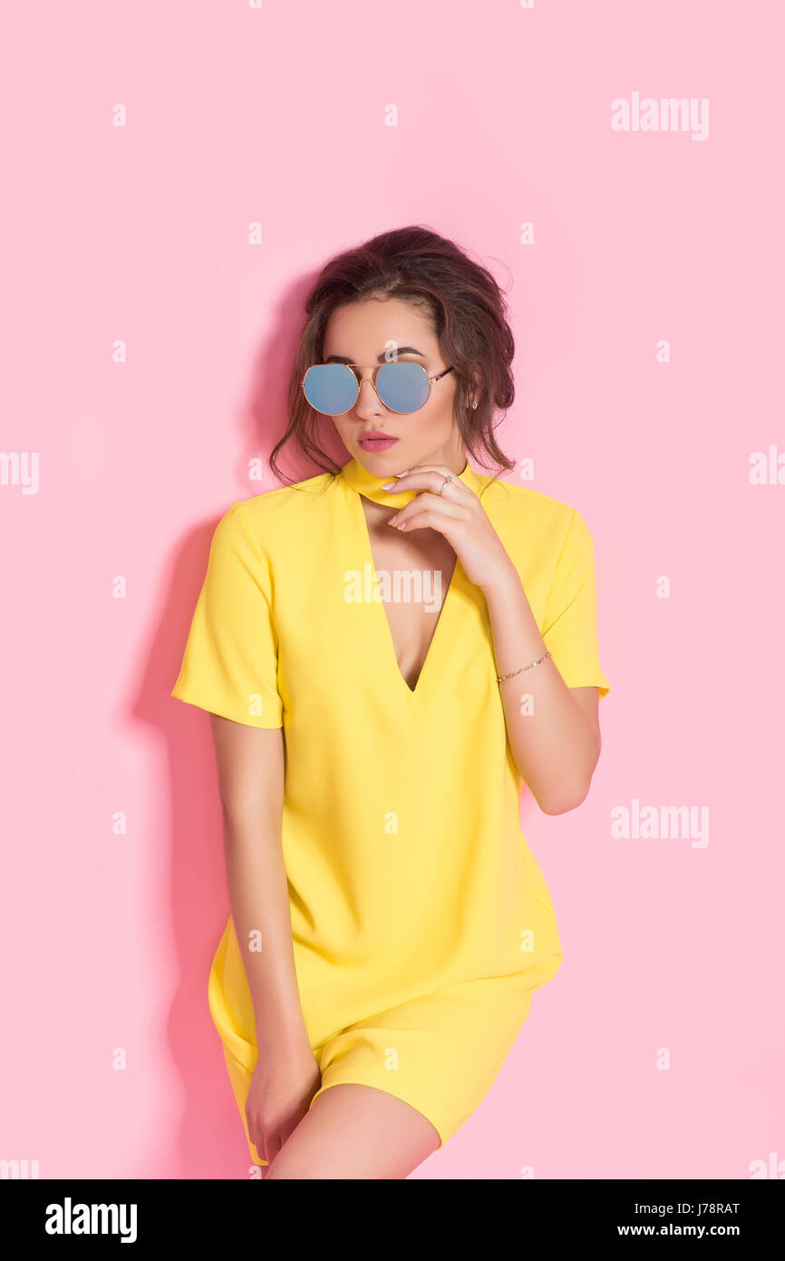 Women wearing bright summer clothes hi-res stock photography and images ...