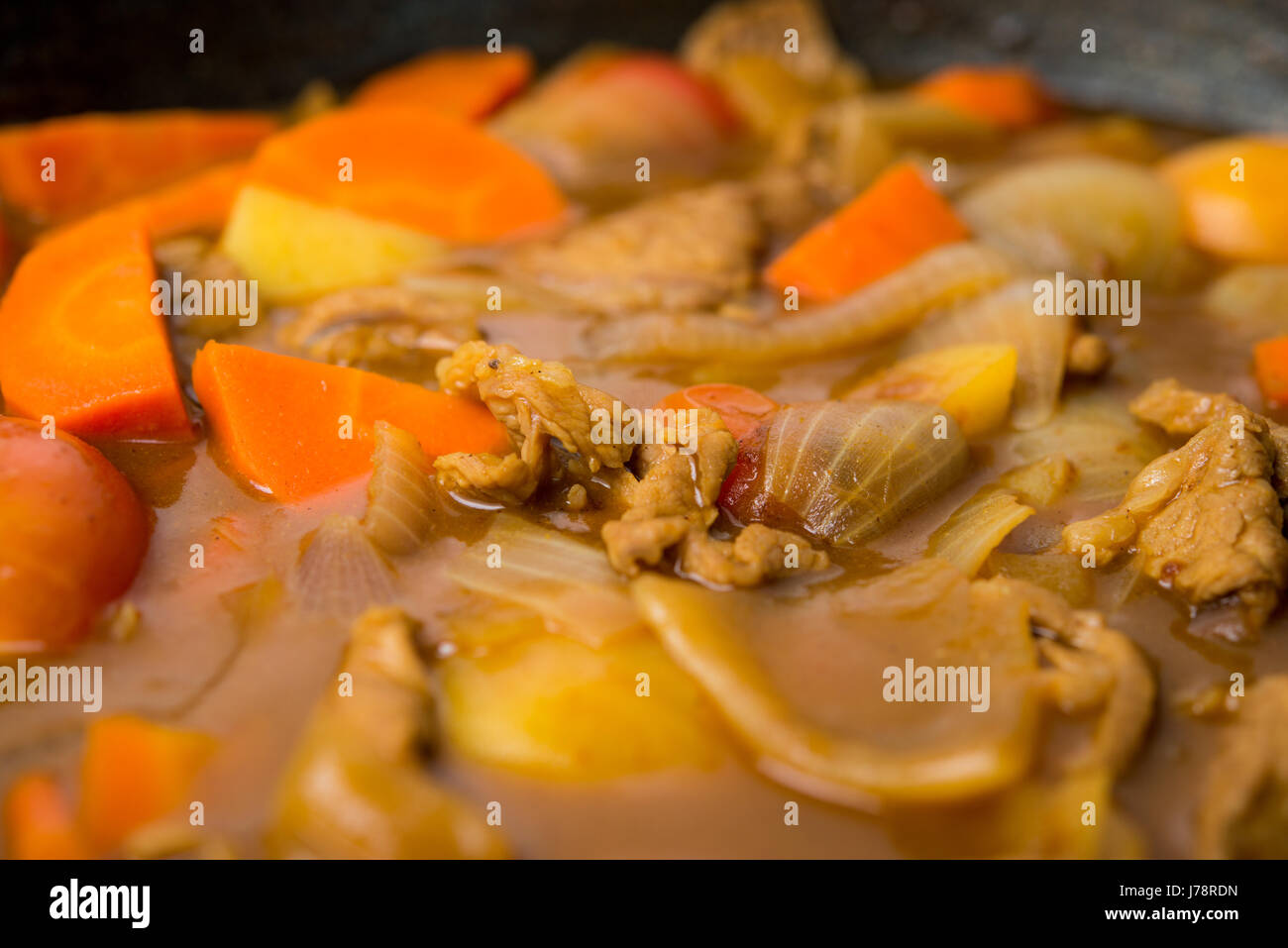 Cooking japanese curry in pan hi-res stock photography and images - Alamy