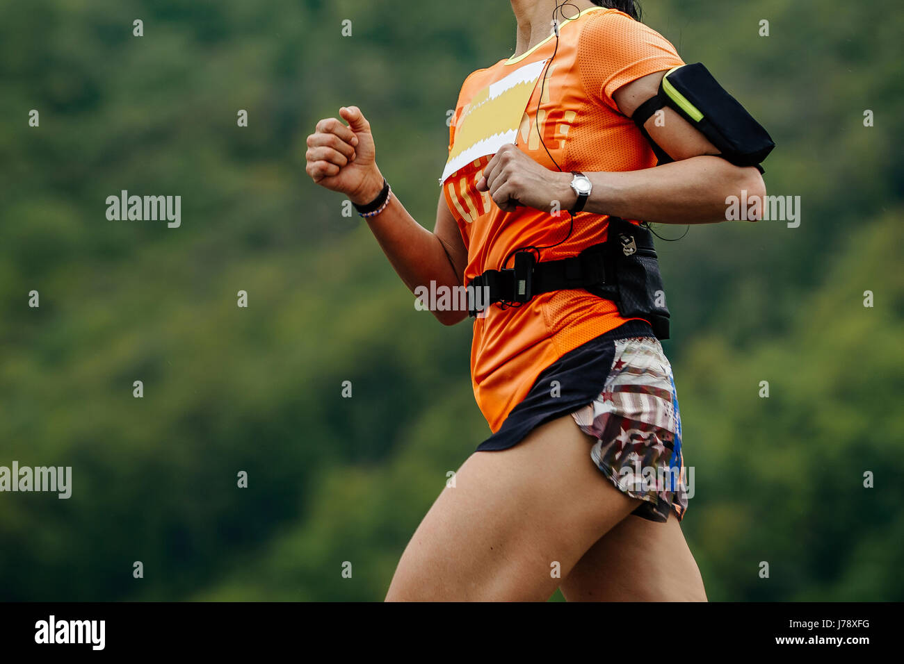 Hand running track hi-res stock photography and images - Alamy
