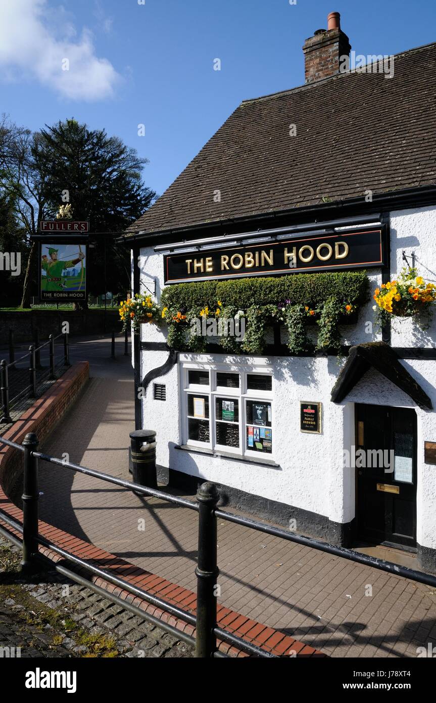 The Robin Hood Inn , Tring, Hertfordshire, dates to the seventeenth ...