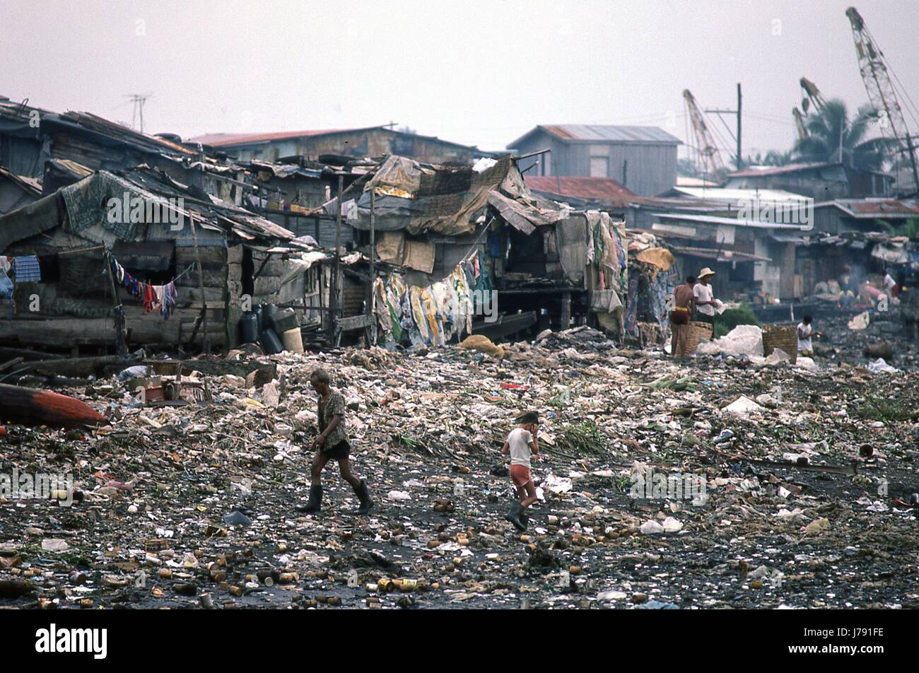 1980s Poverty In Philippines High Resolution Stock Photography and ...
