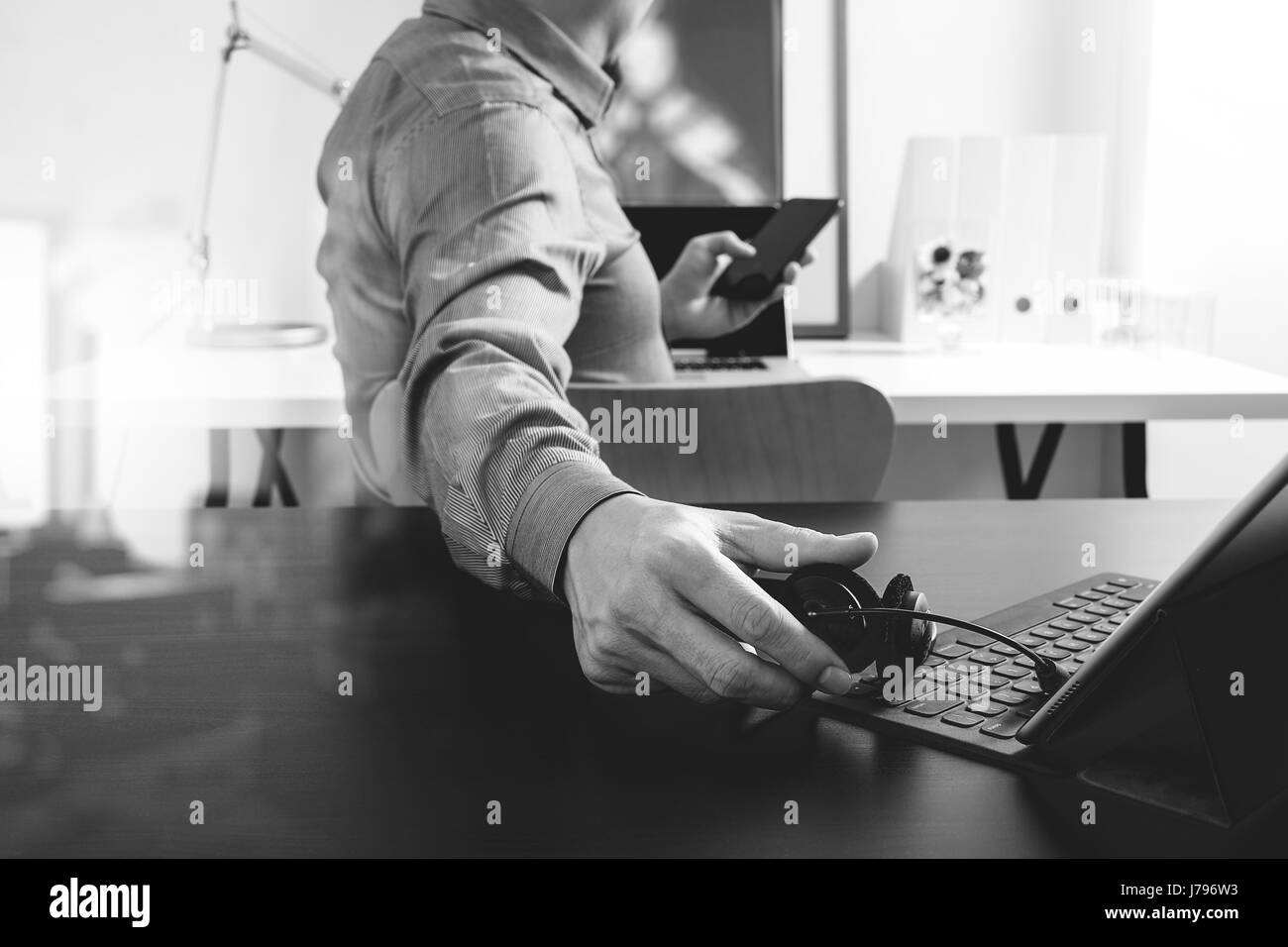 Ai help computer Black and White Stock Photos & Images - Alamy