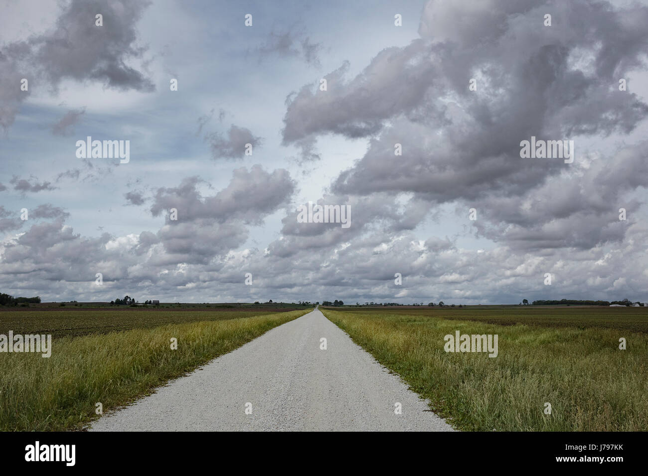 Farm scenes hi-res stock photography and images - Alamy