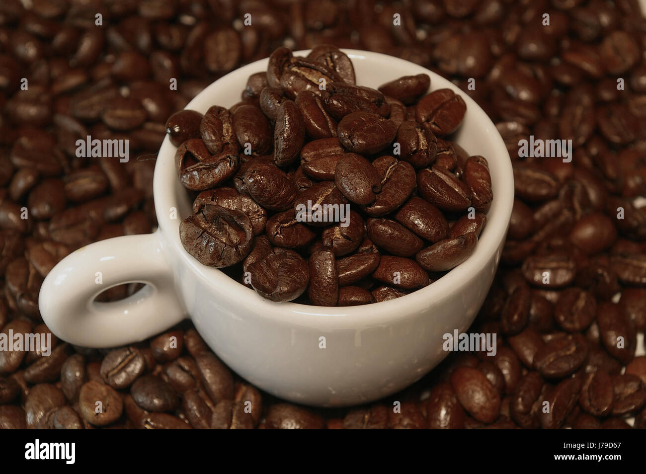 drink drinking bibs espresso coffee dark bean break rest pause cafe ...