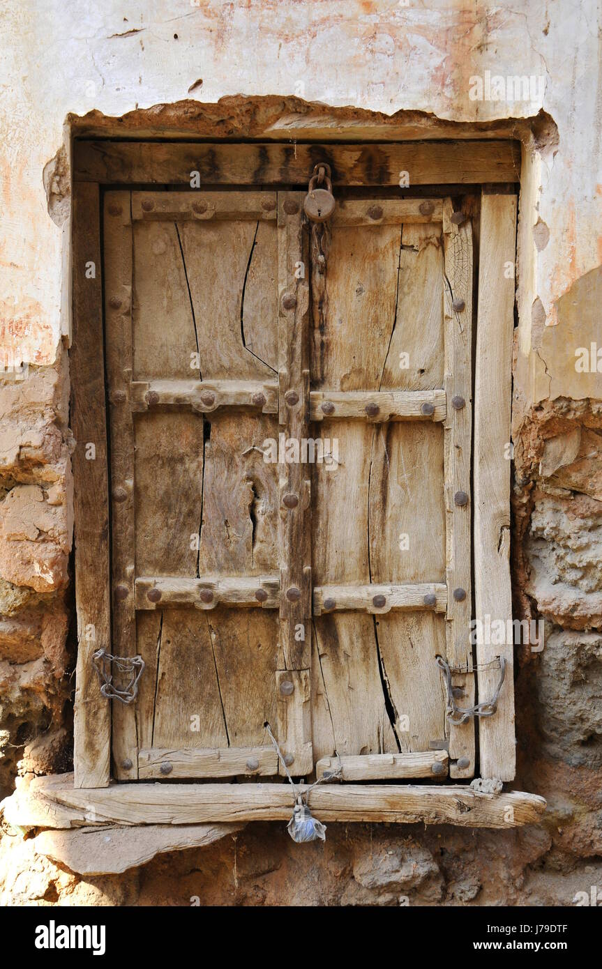 Sealed wood window hi-res stock photography and images - Alamy
