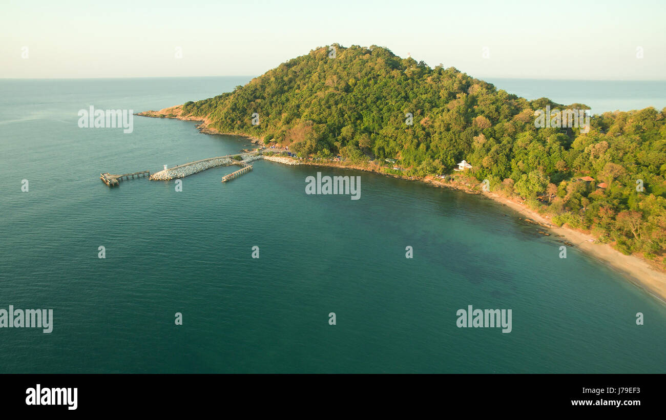aerial view of khao laem ya and samed island national park in rayong ...