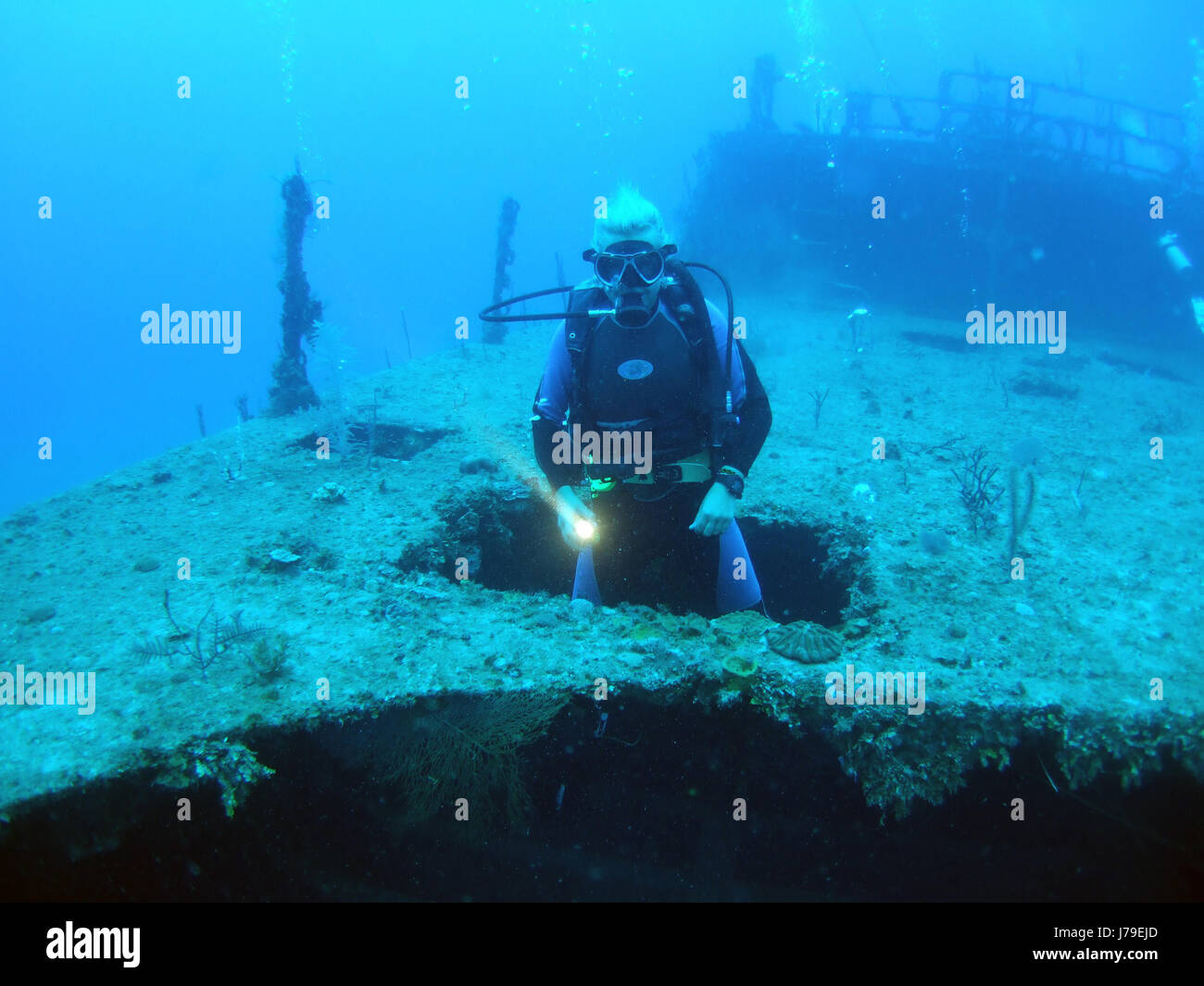 shipwreck diver travel tourism underwater honduras diving mask scuba ...