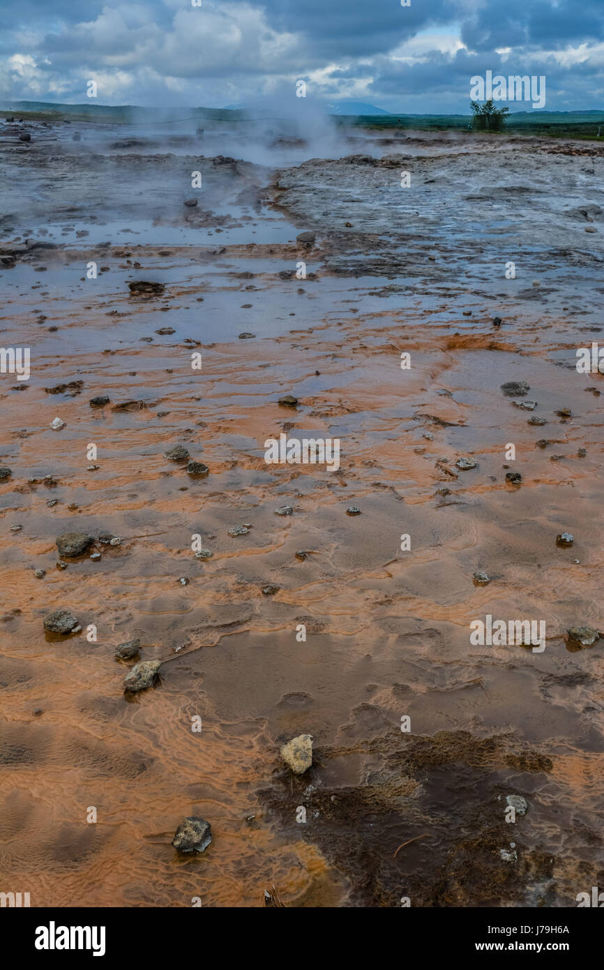 Steam fountain from the ground hi-res stock photography and images - Alamy