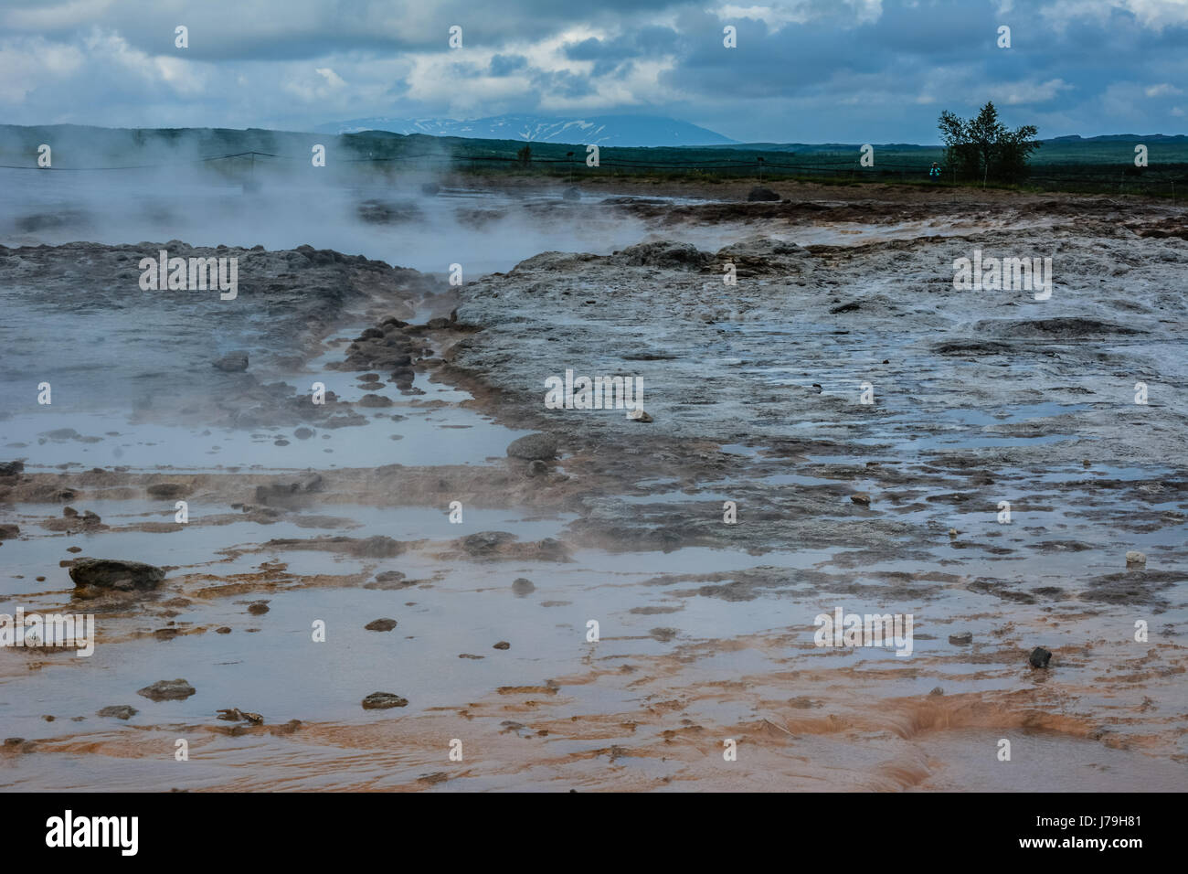 Steam fountain from the ground hi-res stock photography and images - Alamy