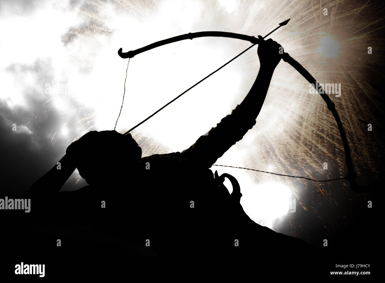 Vintage archery hi-res stock photography and images - Alamy