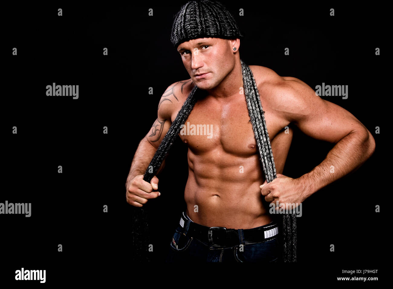 Black men with muscles hi-res stock photography and images - Alamy