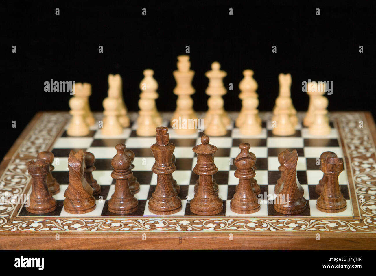 closeup battle army chess chessboard chessmen challenge pieces strategy ...