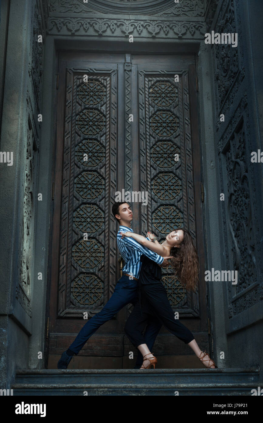 Argentine couple dancing tango hi-res stock photography and images - Alamy