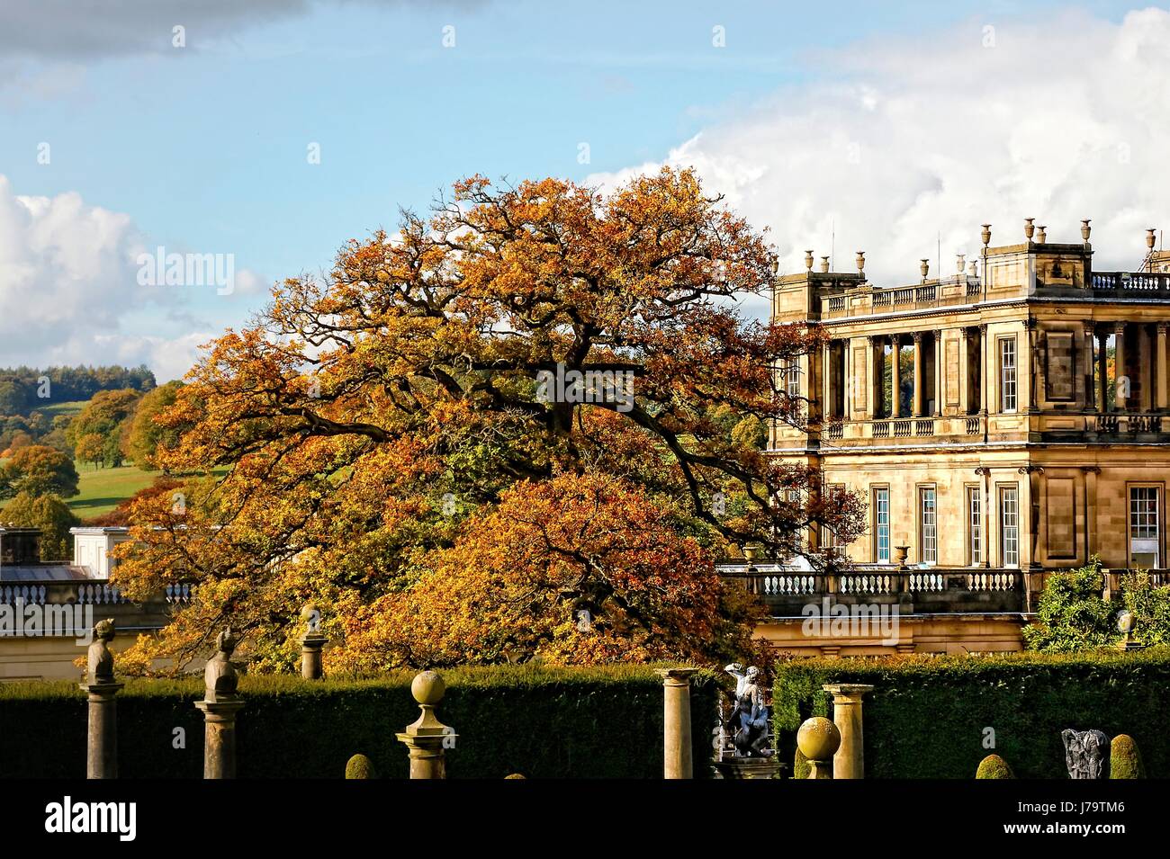 Chatsworth House And Gardens Stock Photo - Alamy