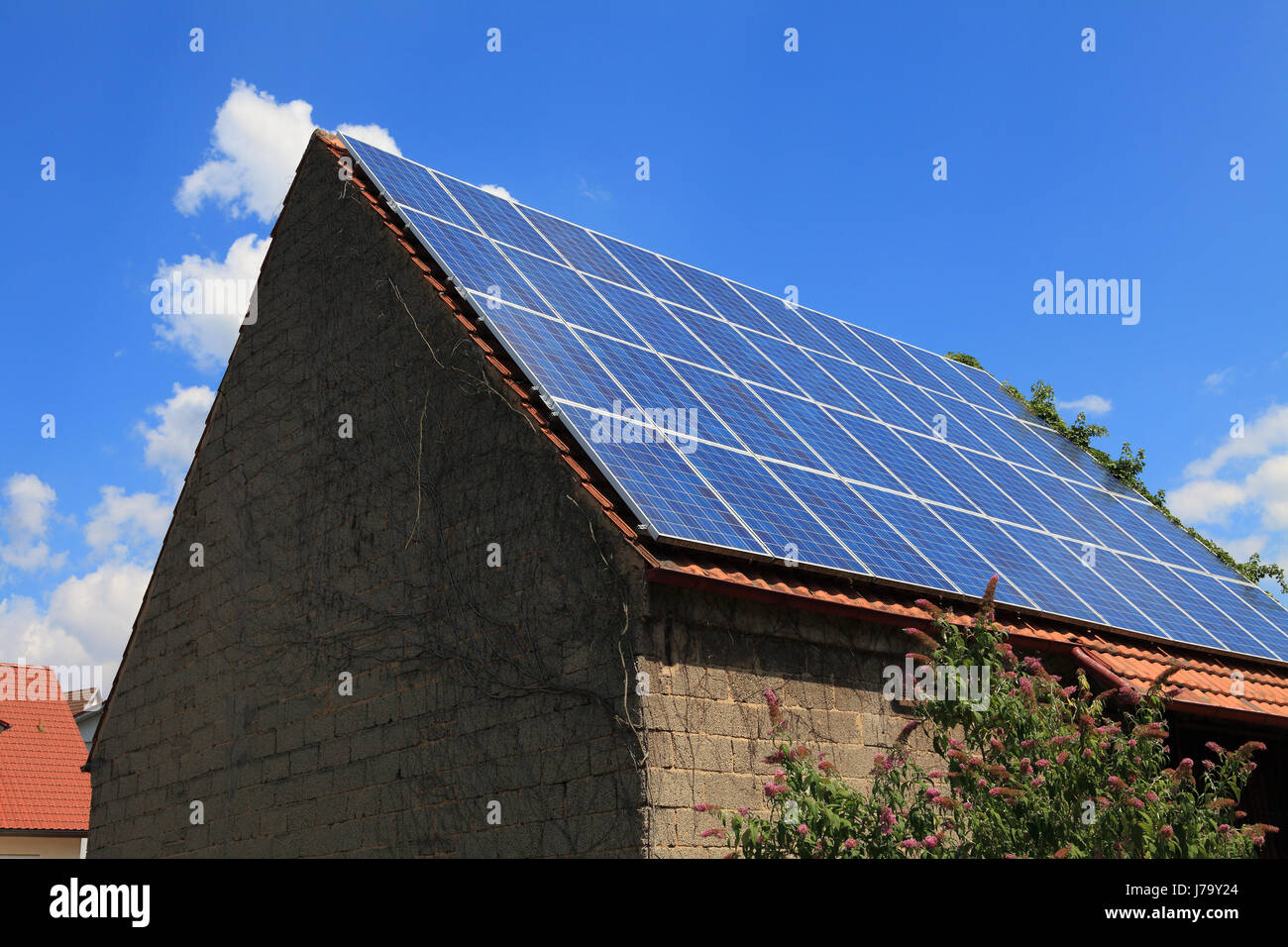 solar power system roof assembly 11 Stock Photo - Alamy