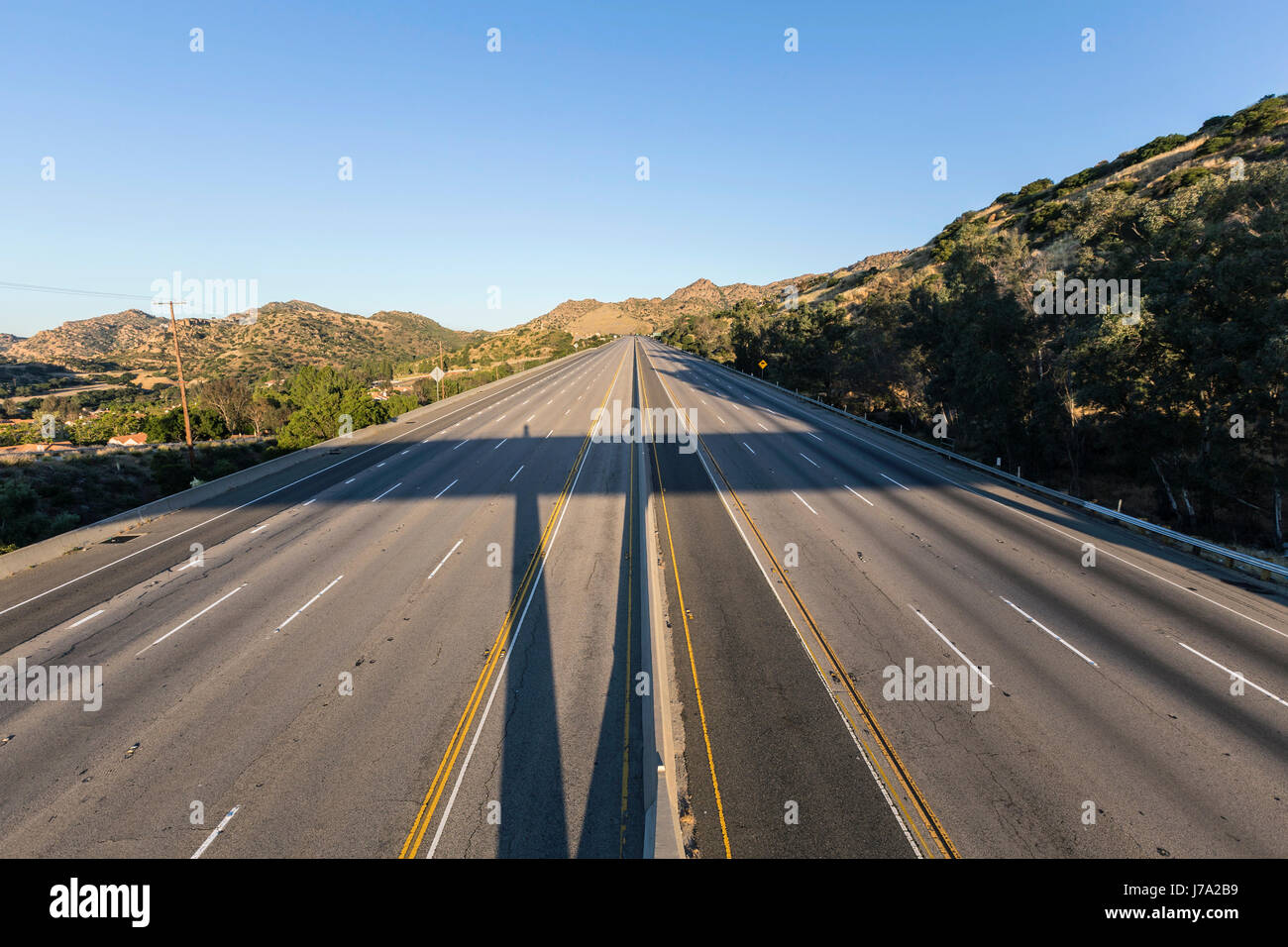 Empty closed hi-res stock photography and images - Alamy