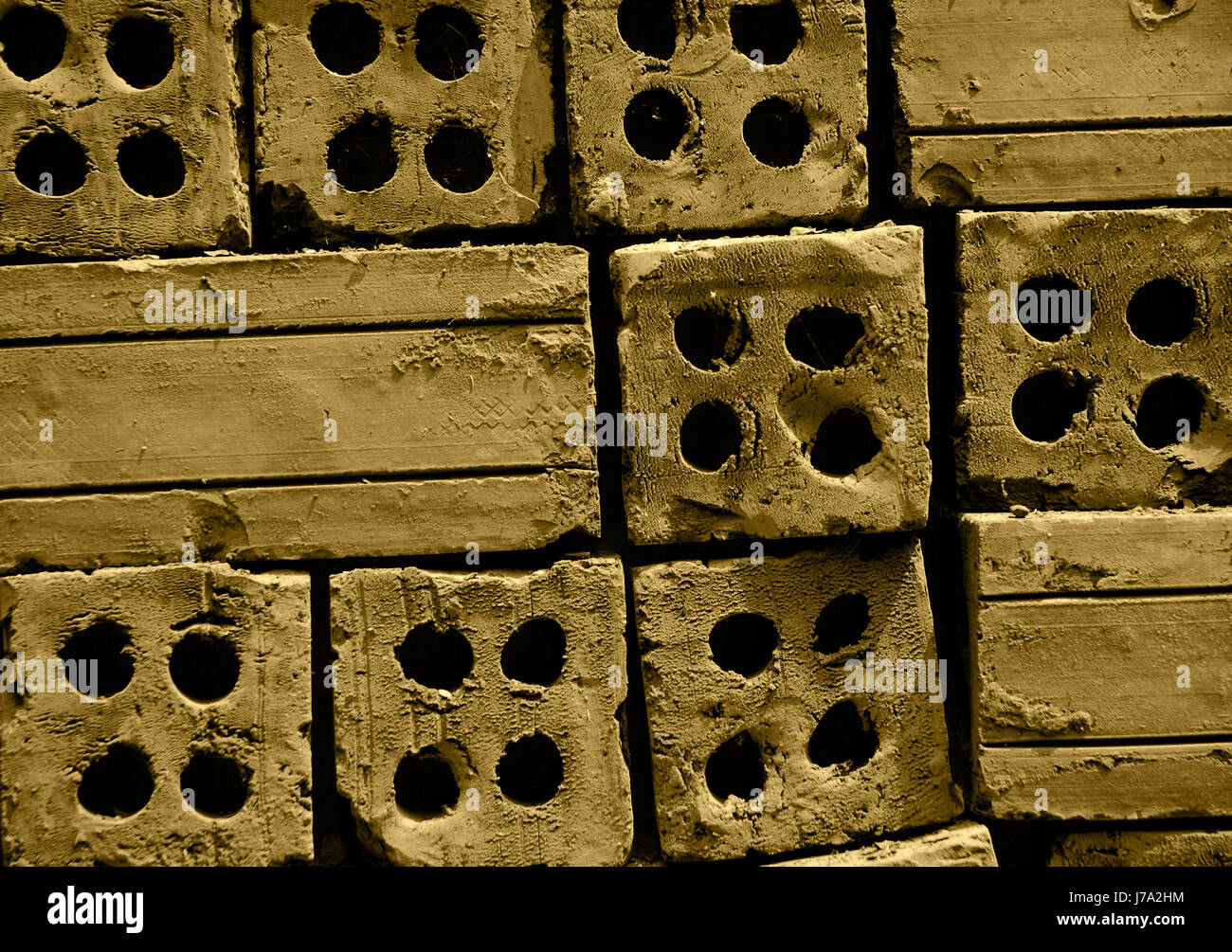 Burnt bricks hi-res stock photography and images - Alamy
