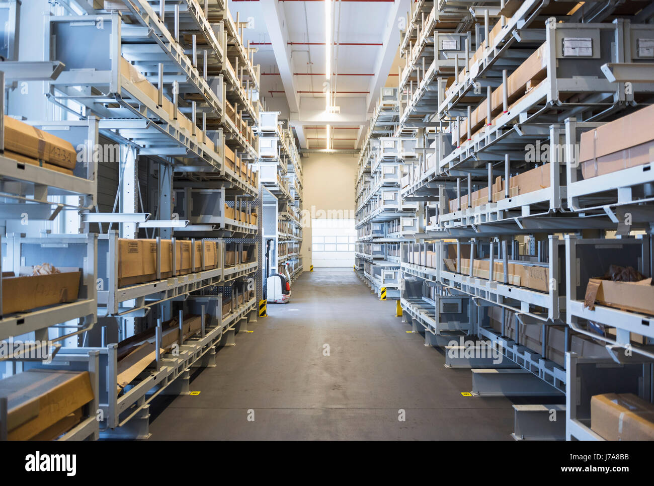 High rack factory warehouse Stock Photo - Alamy