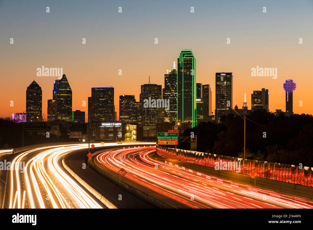 Dallas freeway driving hi-res stock photography and images - Alamy