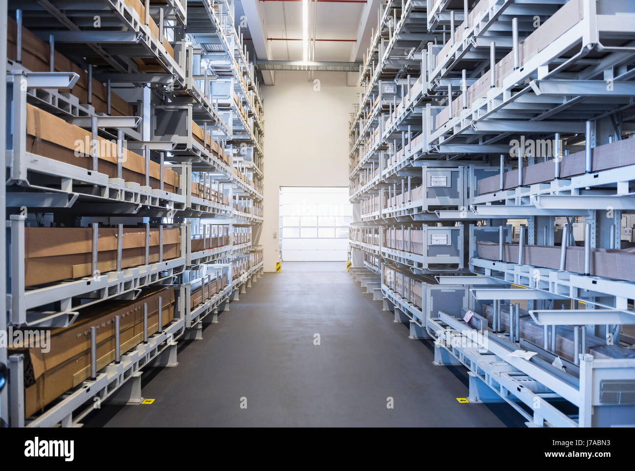 High rack factory warehouse Stock Photo - Alamy