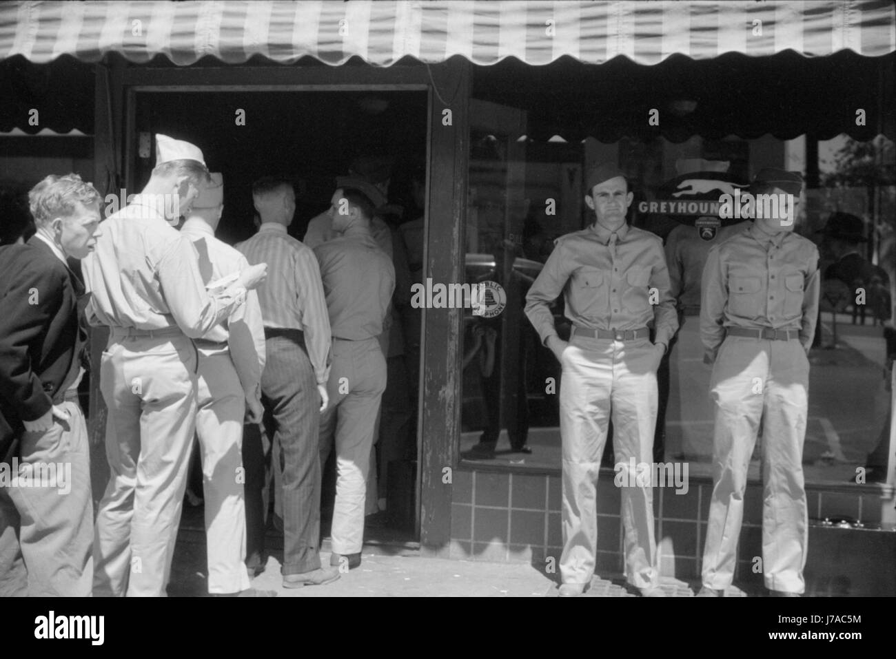 Soldiers from Fort Benning at the bus terminal in Columbus, Georgia ...