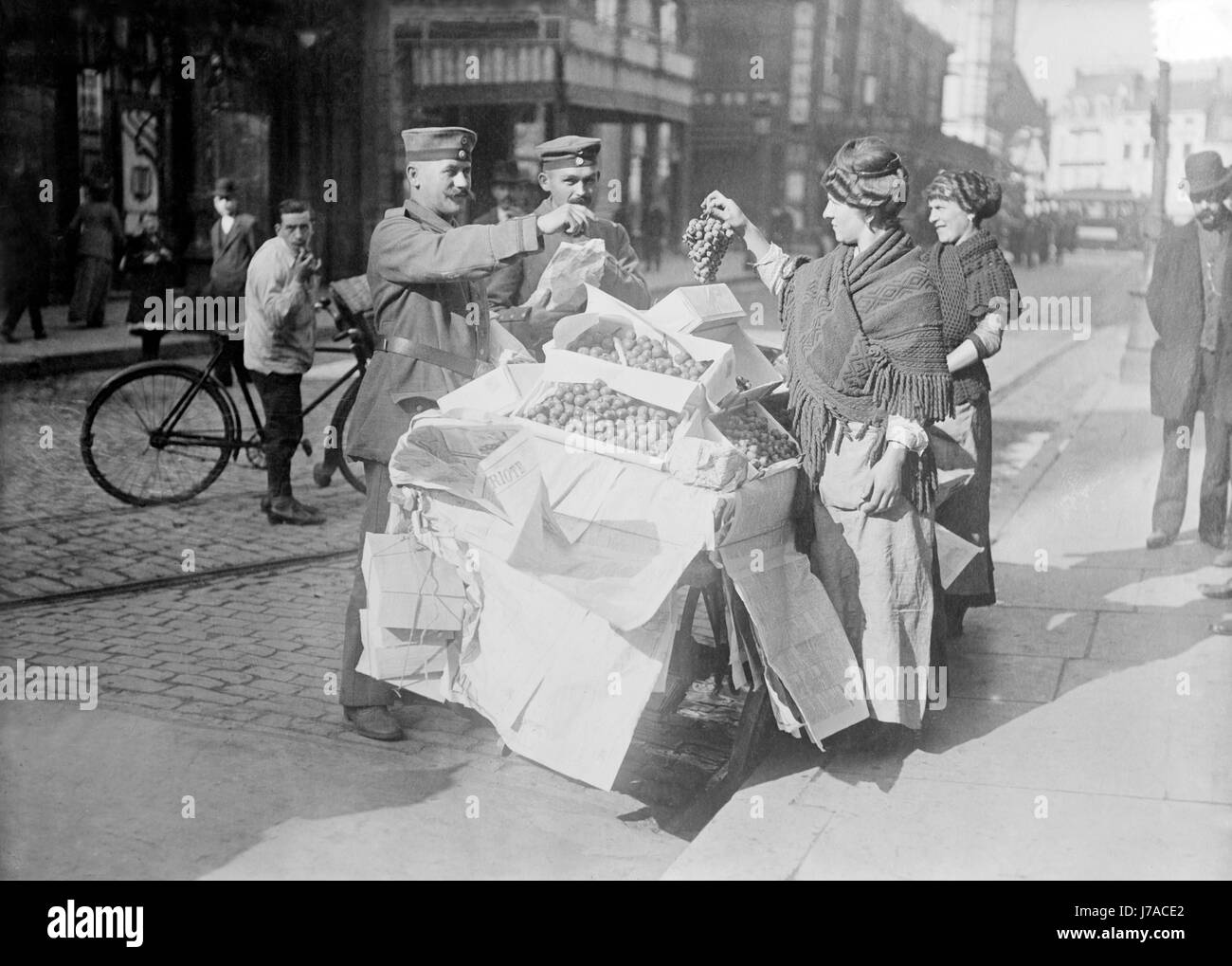 German soldiers standing Black and White Stock Photos & Images - Alamy