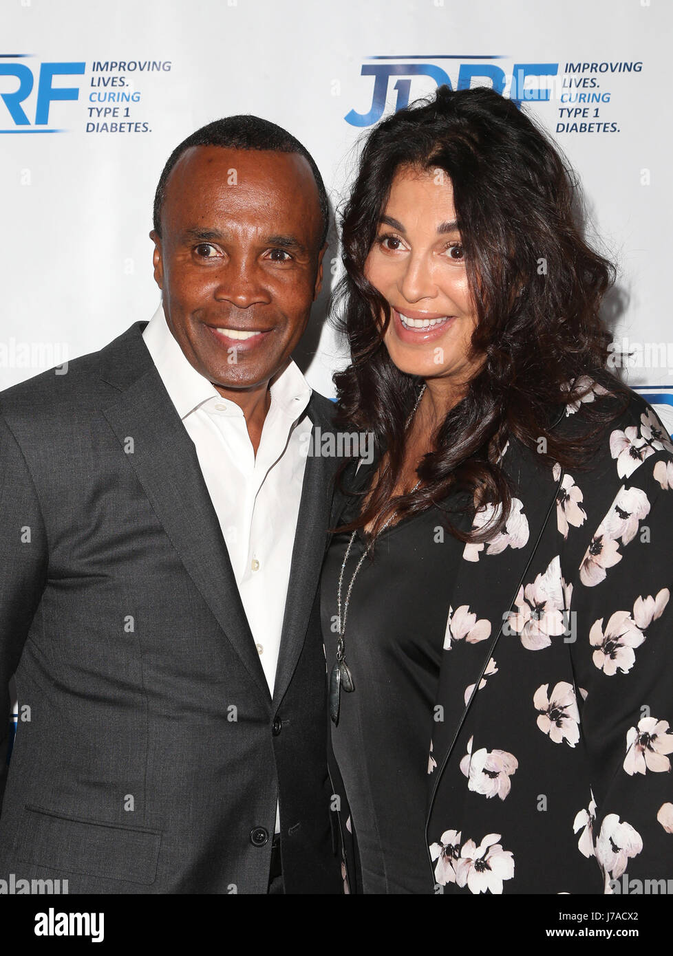JDRF LA Chapter's Imagine Gala - Arrivals Featuring: Sugar Ray Leonard ...
