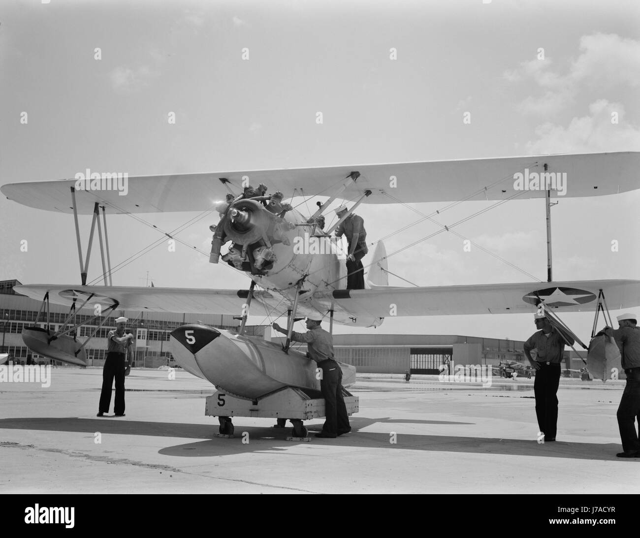 Navy biplane hi-res stock photography and images - Alamy