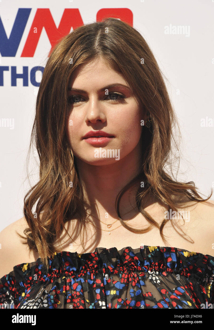 Alexandra daddario baywatch hi-res stock photography and images - Alamy