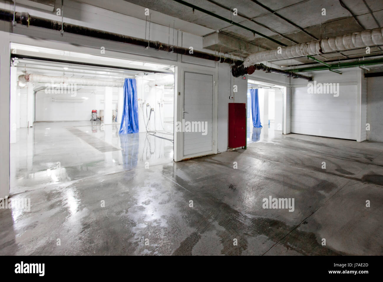 Automatic car wash interior hi-res stock photography and images - Alamy